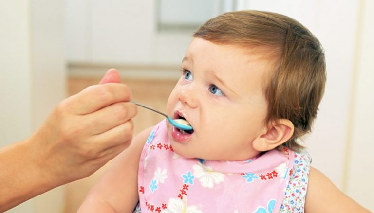 7 Signs You are Overfeeding your Baby