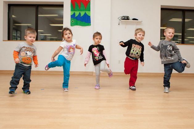 21 Best Group Games for Kids | Parentinghealthybabies