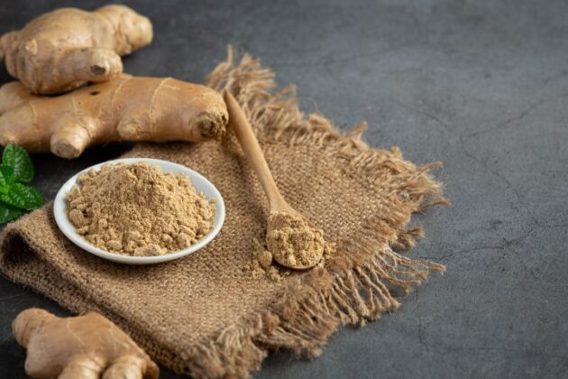 9 Benefits of Ginger Powder for Skin and Health